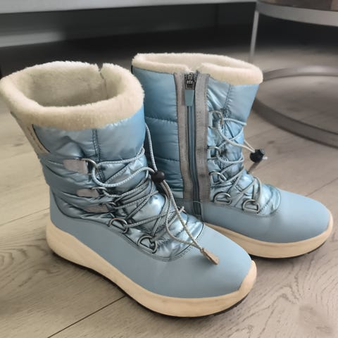 Okaki Barn Vinterstøvler Str 36 Svart med Mønster for Jente | FINN-torget