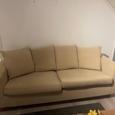 Gis bort mot bortkjøring/kasting av gammel sofa | FINN-torget
