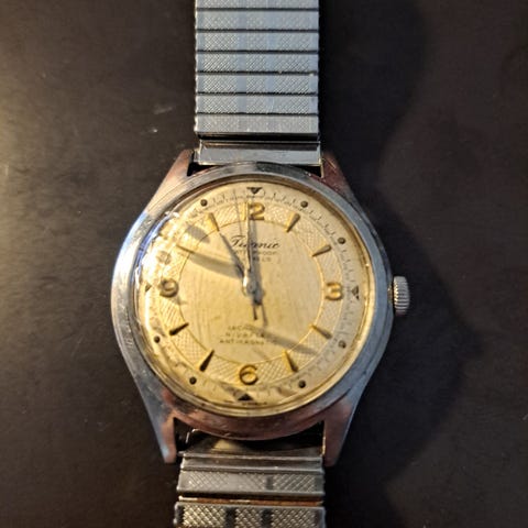 Bulova Dame Armbåndsur Gullfarget | FINN-torget