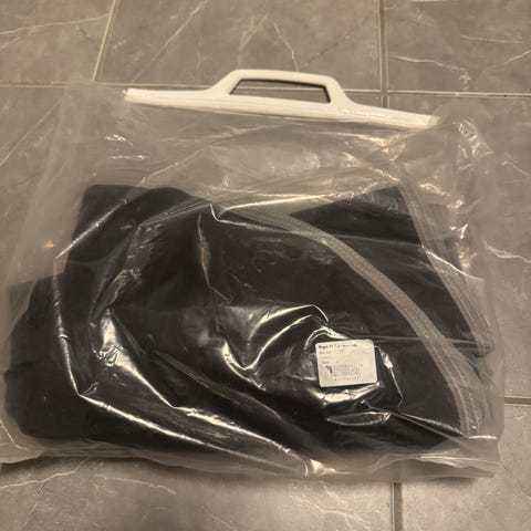 Amigo hals str Full/Large | FINN-torget