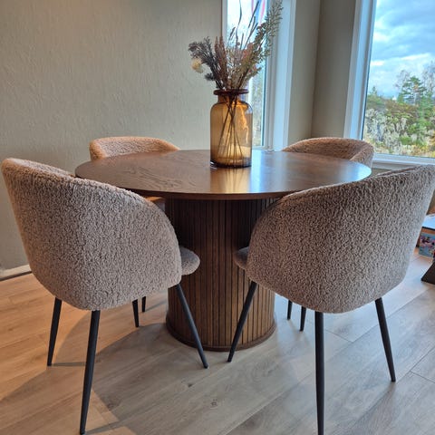 Comfort rund spisegruppe 150 cm med 6 Karibia-reclinere gråmix | FINN ...