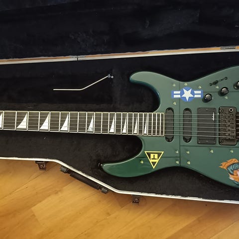 Jackson Pro Series Soloist SL3M | FINN-torget