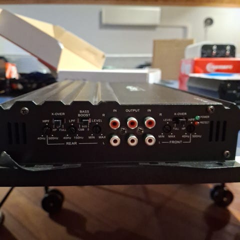 Bil/båtforsterkere Howler sound max 800W - 2 stk | FINN-torget