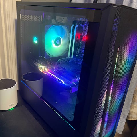 NYBYGD Ekstrem Monster Gaming PC! R7 7800X3D + RTX 5070 + 32GB RAM ...