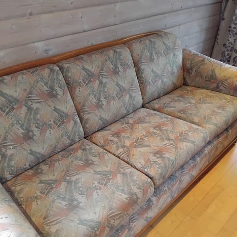 hjørnesofa gis bort - kan hentes mandag | FINN-torget