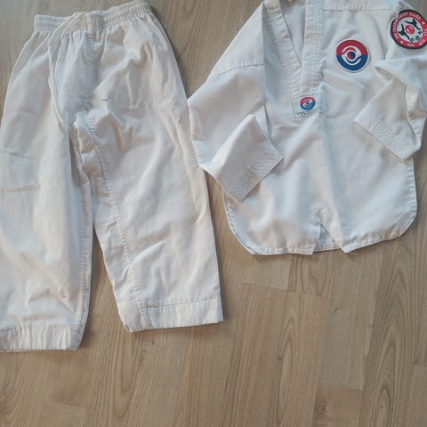 ITF Taekwondo Kampsport Drakt Barn Størrelse 140 | FINN-torget