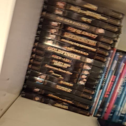 Vintage James Bond set | FINN-torget