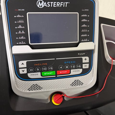 Titanian fitness treningsbenk med vektstang og vektskiver | FINN-torget