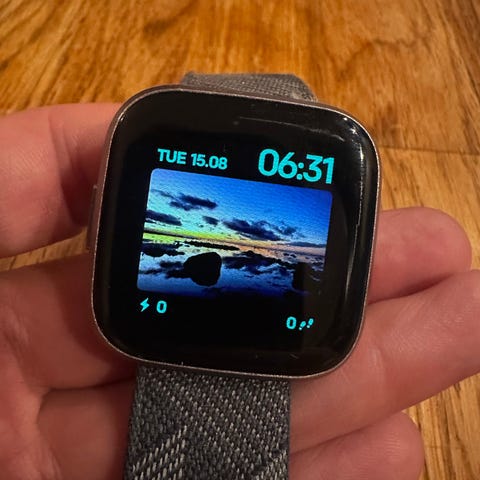 Fitbit Versa 2 smartklokke svart | FINN-torget