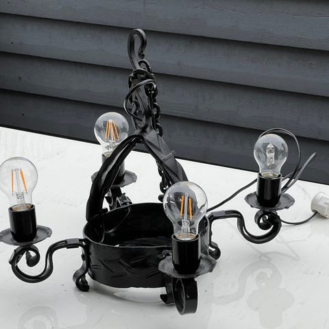 Parafinlampe ombygget til elektrisk i smijern | FINN-torget