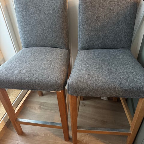 IKEA 5 stk Henriksdal Barstoler i mørkeblå stoff og tre. | FINN-torget