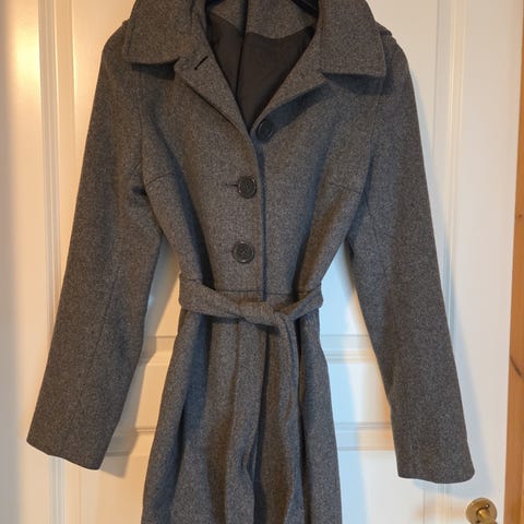 Ullkåpe 🤎 | FINN-torget