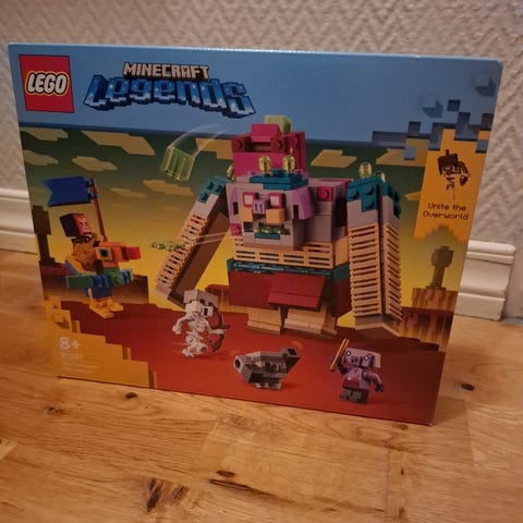 LEGO Minecraft Minecraft Turtle House 21254 Helt ny og billigst i Norge ...