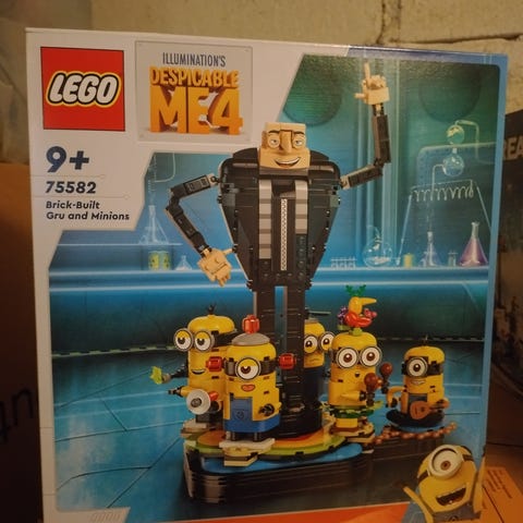 75582 Klossebygd Gru og Minions | FINN-torget