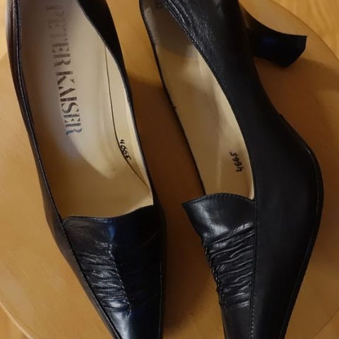 Dame svarte skinn sko, merke Peter Kaiser, størrelse 4.5 (37,5) | FINN ...