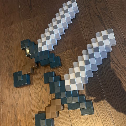 Minecraft sverd | FINN-torget