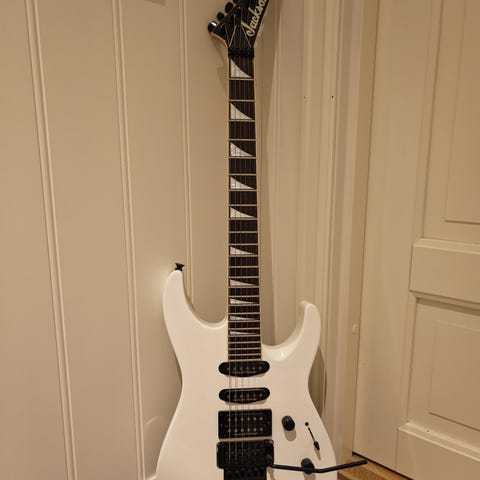 Jackson Pro Series Soloist SL3M | FINN-torget