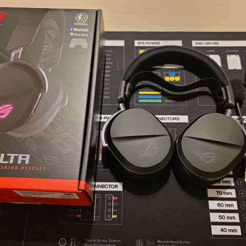 Meta Quest 3 VR-headset med alt du trenger av tilbehør! | FINN-torget