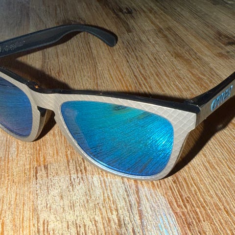 Oakley Frogskins Carbon – Prizm | FINN-torget