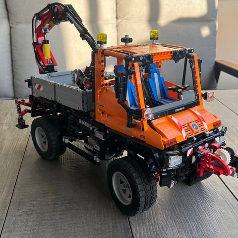 LEGO Technic bergingsbil lastebil grønn/rød | FINN-torget