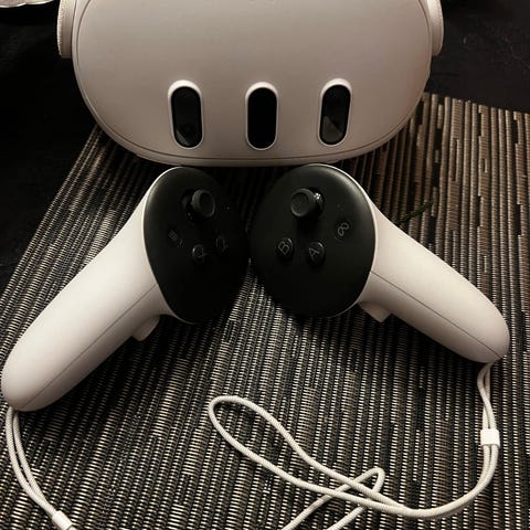 Meta Quest 3 VR-headset ØNSKES KJØPT | FINN-torget