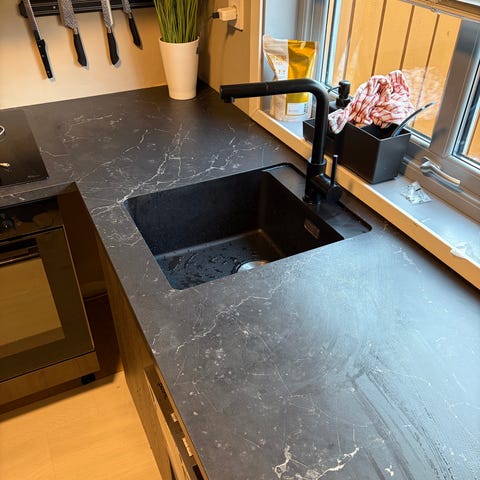 Kjøkkeninnredning IKEA Ståt eggehvit | FINN-torget