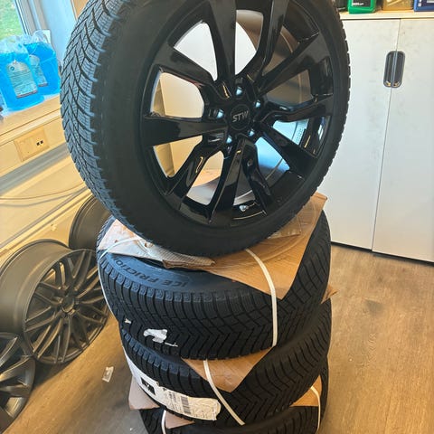 Tesla model y | FINN-torget