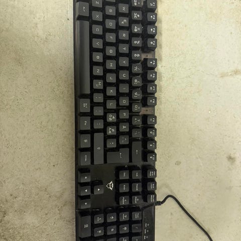 Acer KD1 Gaming Tastatur Svart og Rød | FINN-torget