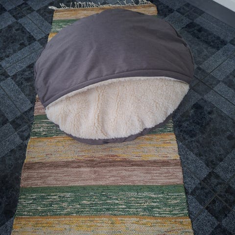 Sleep Zone Sage Cuddle Cave kjæledyrshule XS-S | FINN-torget