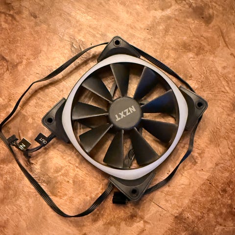 Helt ubrukte nzxt vifter selges | FINN-torget