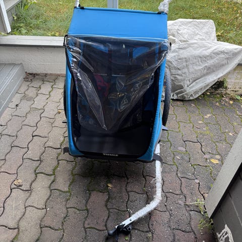 Pent brukt Thule coaster XT, 2 barn, Sykkelvogn, Nylig service! | FINN ...