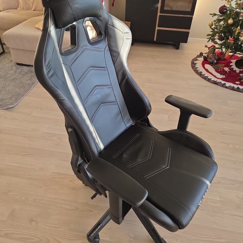 Piranha gaming stol | FINN-torget