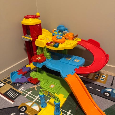 Vtech toot-toot drivers bilbane | FINN-torget