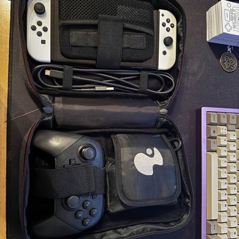 Nintendo Switch OLED-pakke med mye ekstrautstyr! | FINN-torget