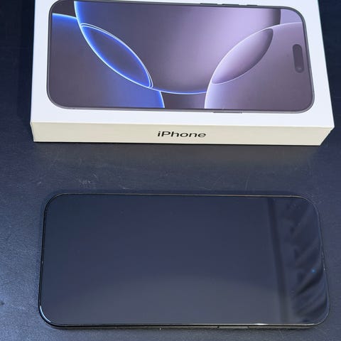 Apple iPhone 16 pro PRO MAX 256 GB - Som ny! | FINN-torget