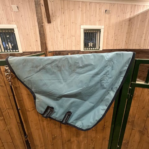 Amigo hals str Full/Large | FINN-torget