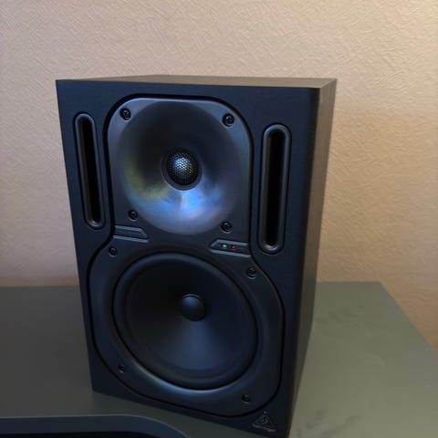 2 stk leppestifter fra Makeup Mekka | FINN-torget