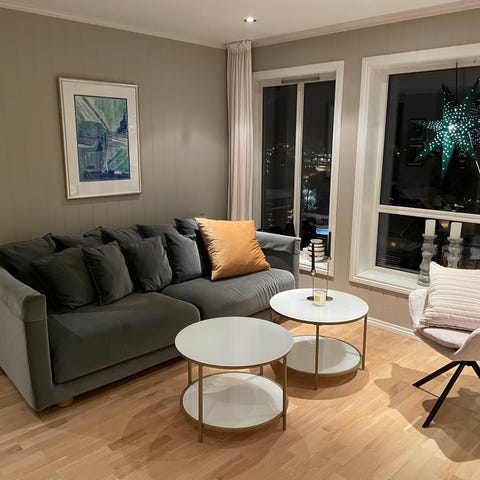 Selger bytt/ubrukt IKEA Tronstad stuebord billig grunnet flytting ...