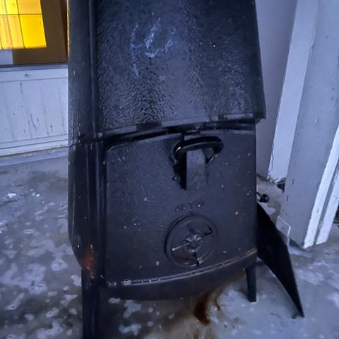 Vedovn i støpejern svart - RESERVERT | FINN-torget