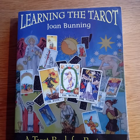 Thoth tarot bok | FINN-torget