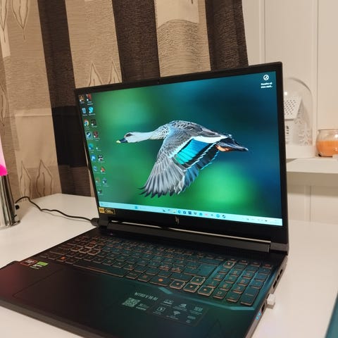 MSI Vector 16 HX AI 16. Knallbra gaming-PC! | FINN-torget