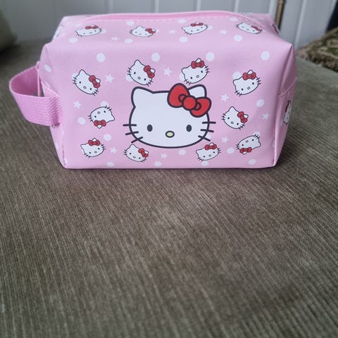 Ny kitty toalettmappe | FINN-torget