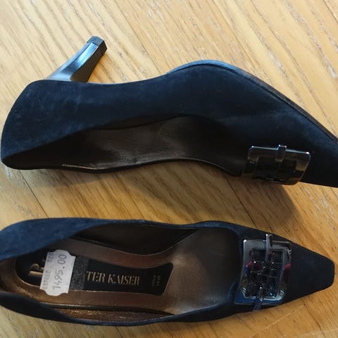 Dame svarte skinn sko, merke Peter Kaiser, størrelse 4.5 (37,5) | FINN ...