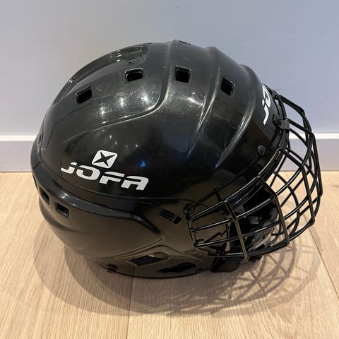 🏒 JOFA hockeyhjelm med gitter – str. junior/small | FINN-torget