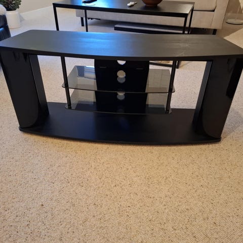 TV-benk - praktisk design | FINN-torget