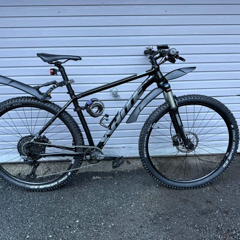 White CX Pro | FINN-torget