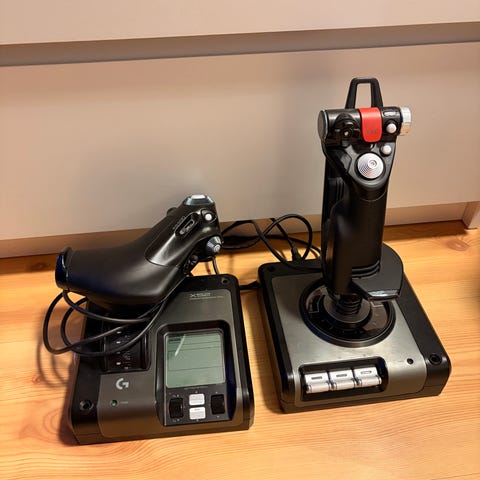 Logitech Side Panel Control Deck (PC) | FINN-torget