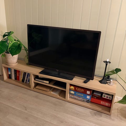 Marte TV benk i eik | FINN-torget