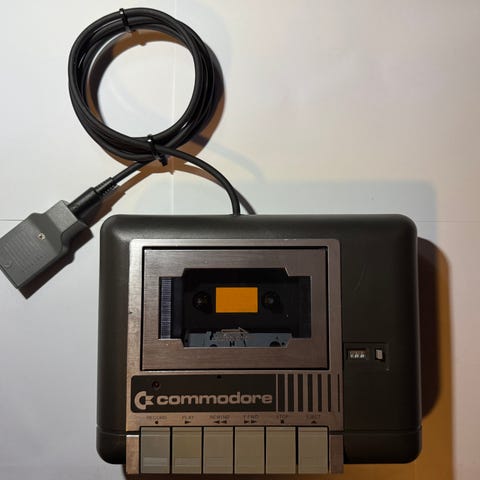 3 Meter Seriell-kabel for Commodore, Testet OK | FINN-torget