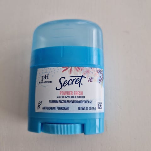 Secret powder fresh antiperspirant deodorant. 24 HR solid stick. | FINN ...